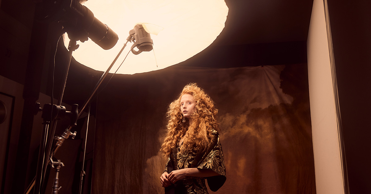 Profoto - Lighting artistic portraits with the Profoto D2 - Profoto