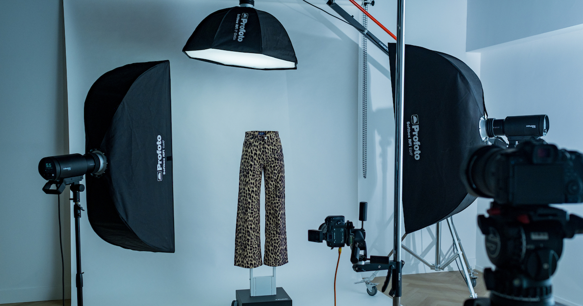 Profoto Light shaping for mannequin photography - Profoto